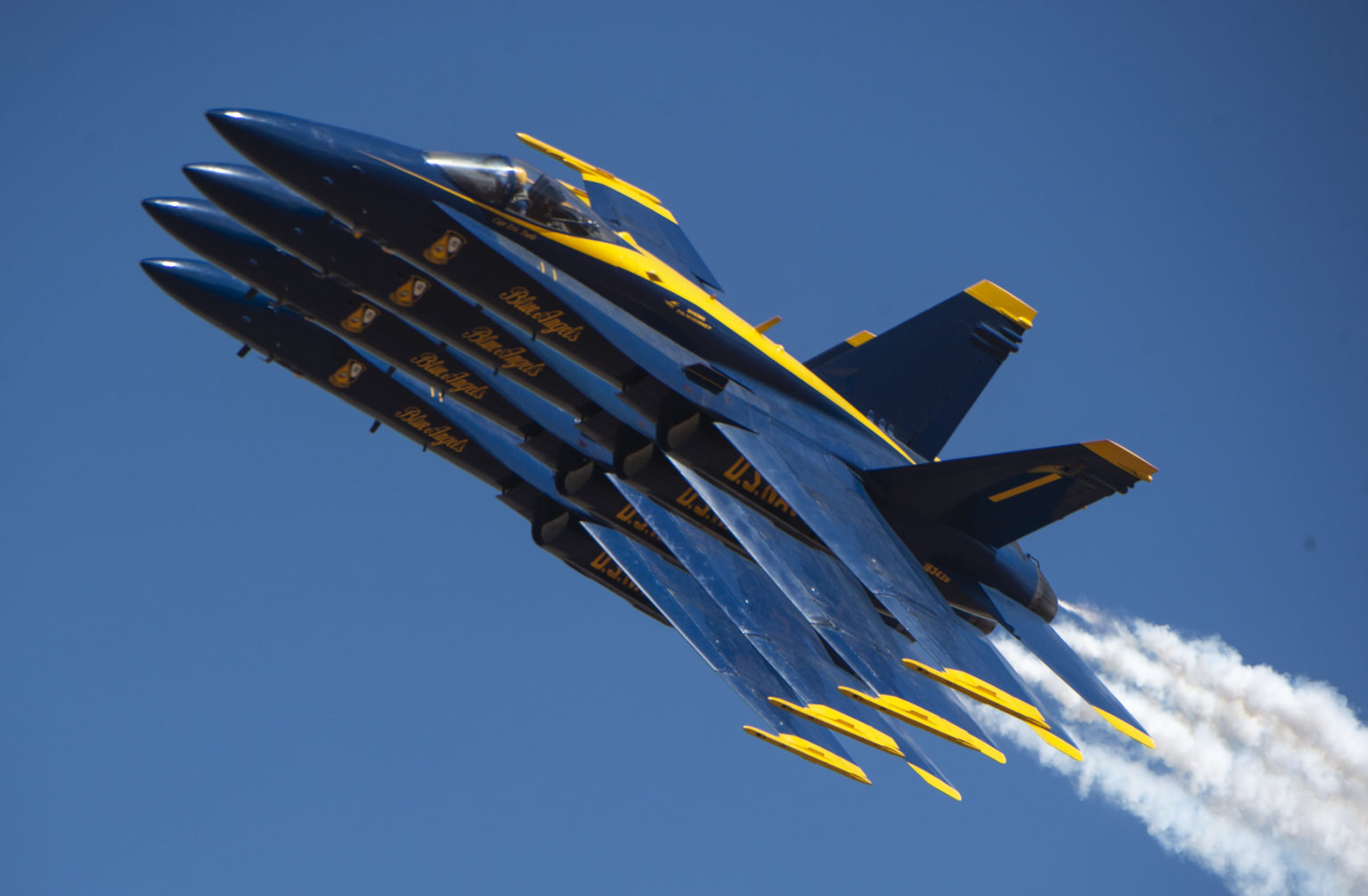 F/A-18C/D Blue Angels. A última demonstração! » Força Aérea