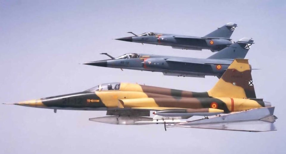 Ejército del Aire celebra os 50 anos do F-5 » Força Aérea