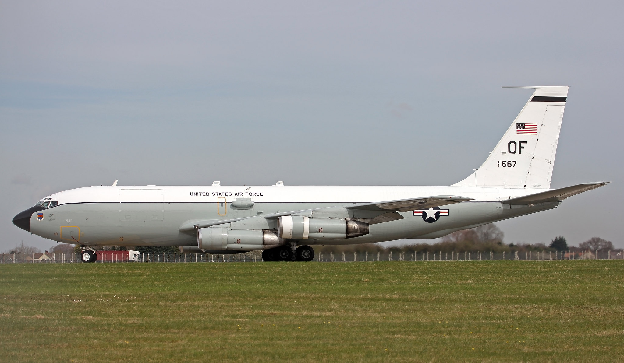 USAF implanta o seu WC-135W "Nuke Sniffer" na região do Báltico