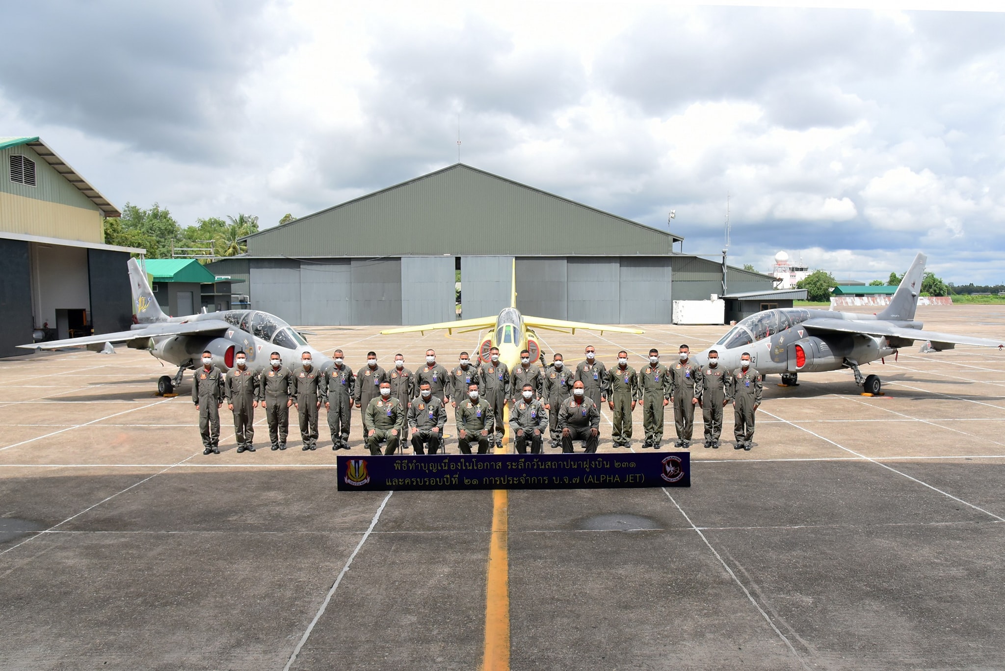 Voou o primeiro Alpha Jet A modernizado na Tailândia » Força Aérea