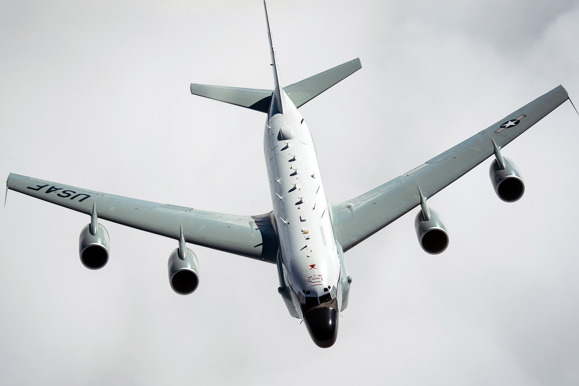 USAF, RAF e RAAF realizam surtida conjunta com RC-135 Rivet Joint