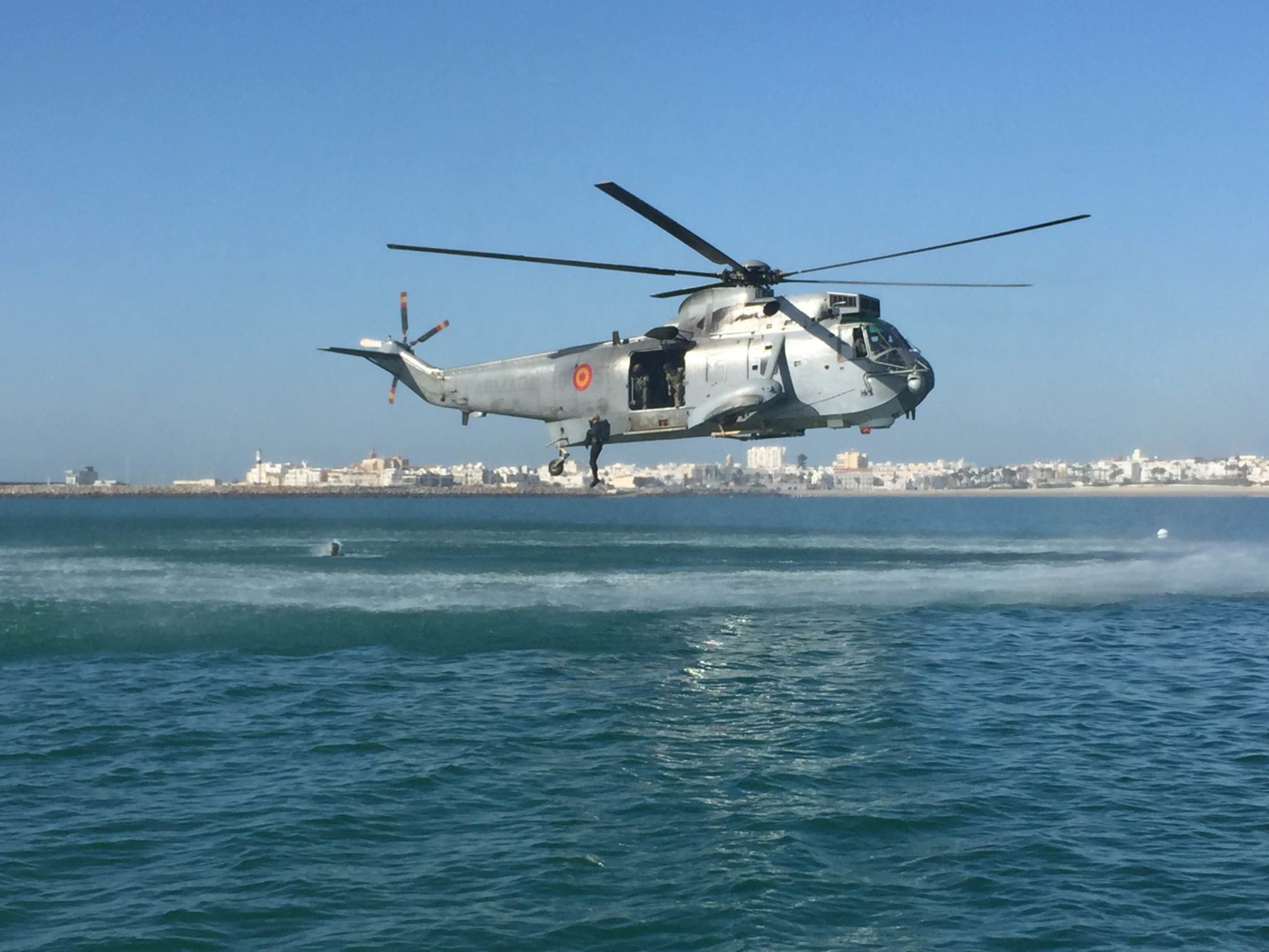 Armada Espanhola dá adeus ao Sea King » Força Aérea