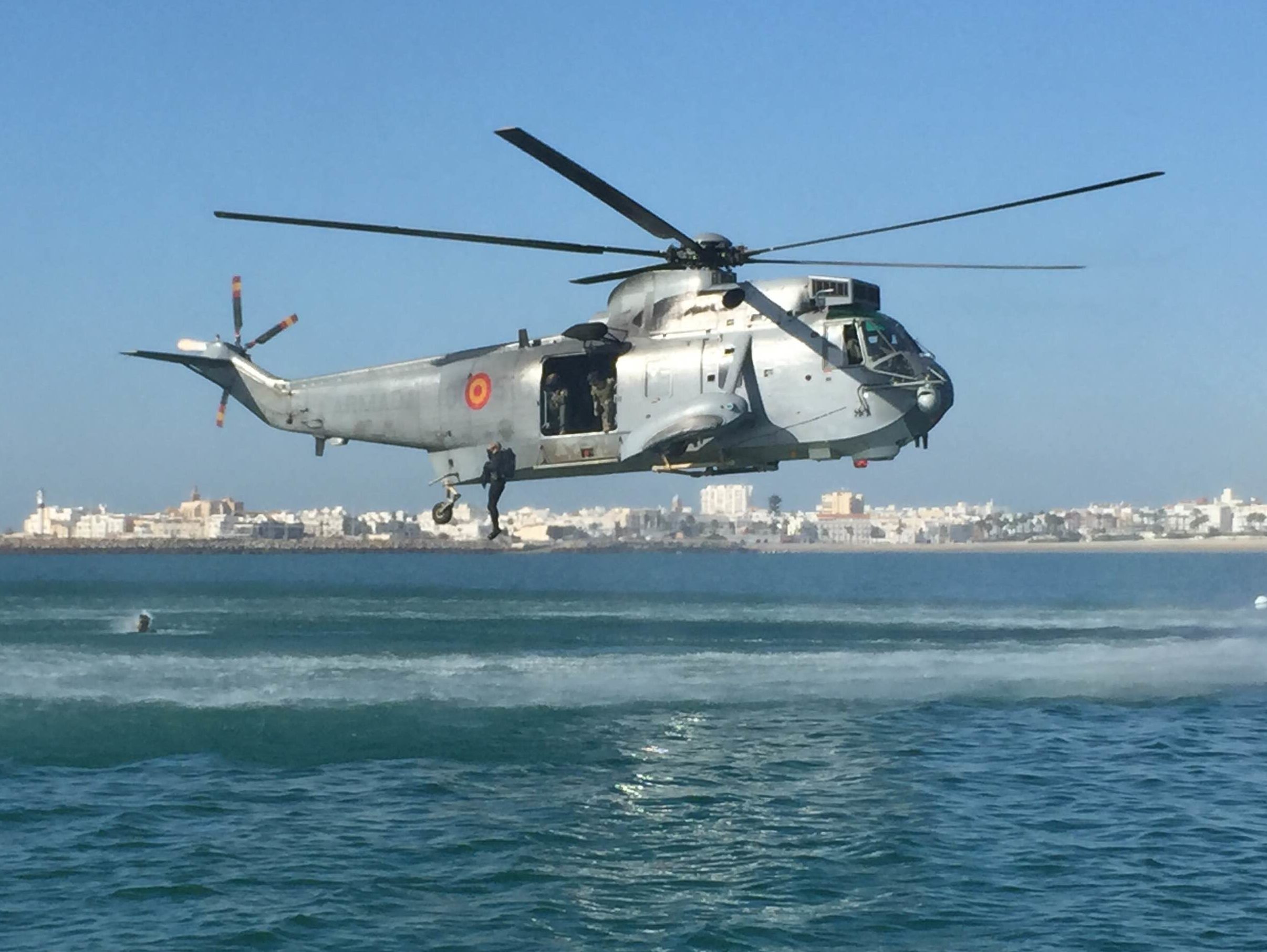Armada Espanhola dá adeus ao Sea King