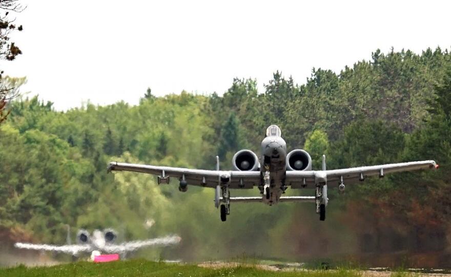 Guarda Aérea Nacional realiza inédita operação "rodopista" no Michigan