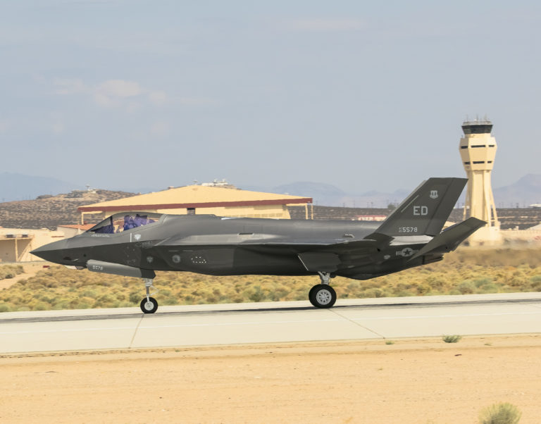 461st Flight Test Squadron recebe novo F-35A – Força Aérea