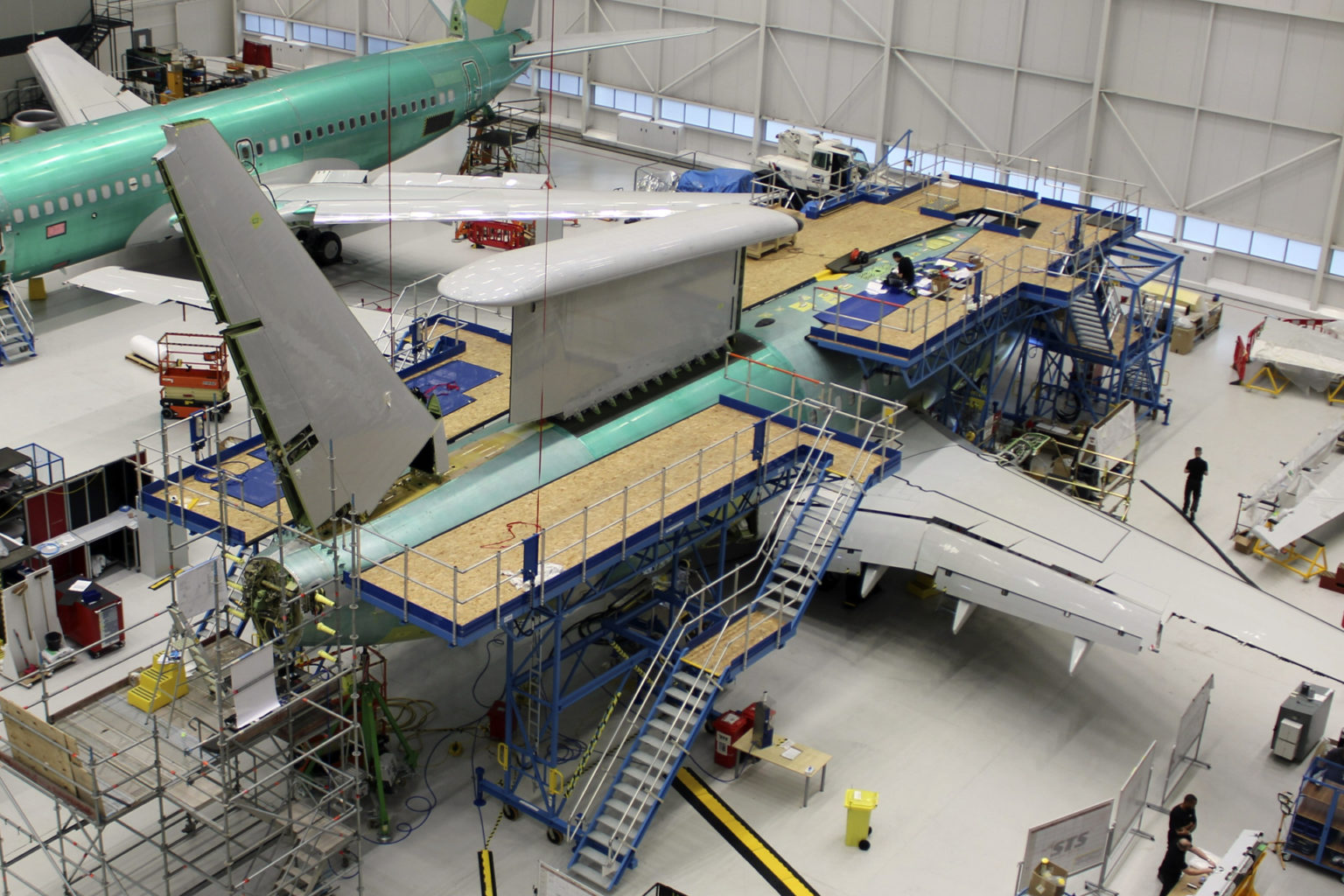 Primeiro E-7 Wedgetail da RAF recebe o radar MESA – Força Aérea