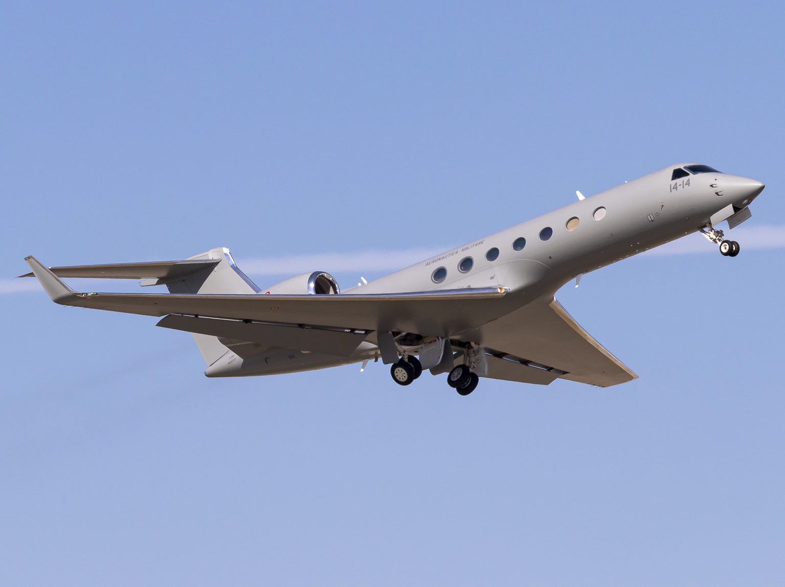 Itália recebe 2º Gulfstream G550 que será convertido em C4ISTAR – Força ...