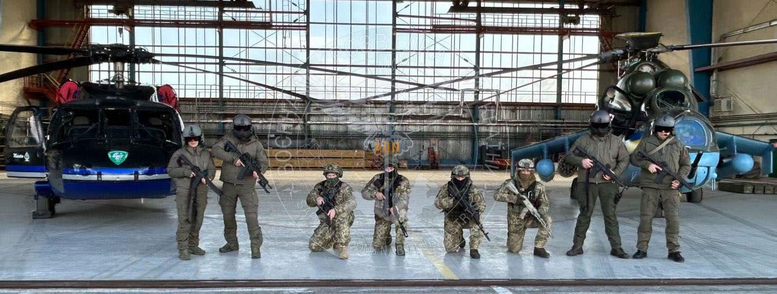 Ucrânia operando UH-60 Black Hawk » Força Aérea