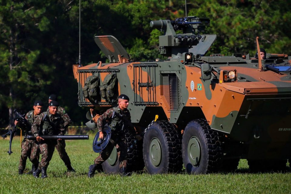 Arma de Cavalaria do Exército celebrou os 215 anos do Marechal Osório ...