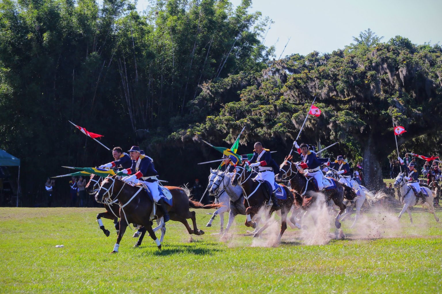 Arma de Cavalaria do Exército celebrou os 215 anos do Marechal Osório ...