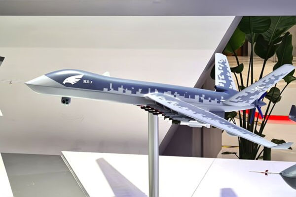 Chinesa AVIC apresentou novo drone de combate Wing Loong-X » Força Aérea