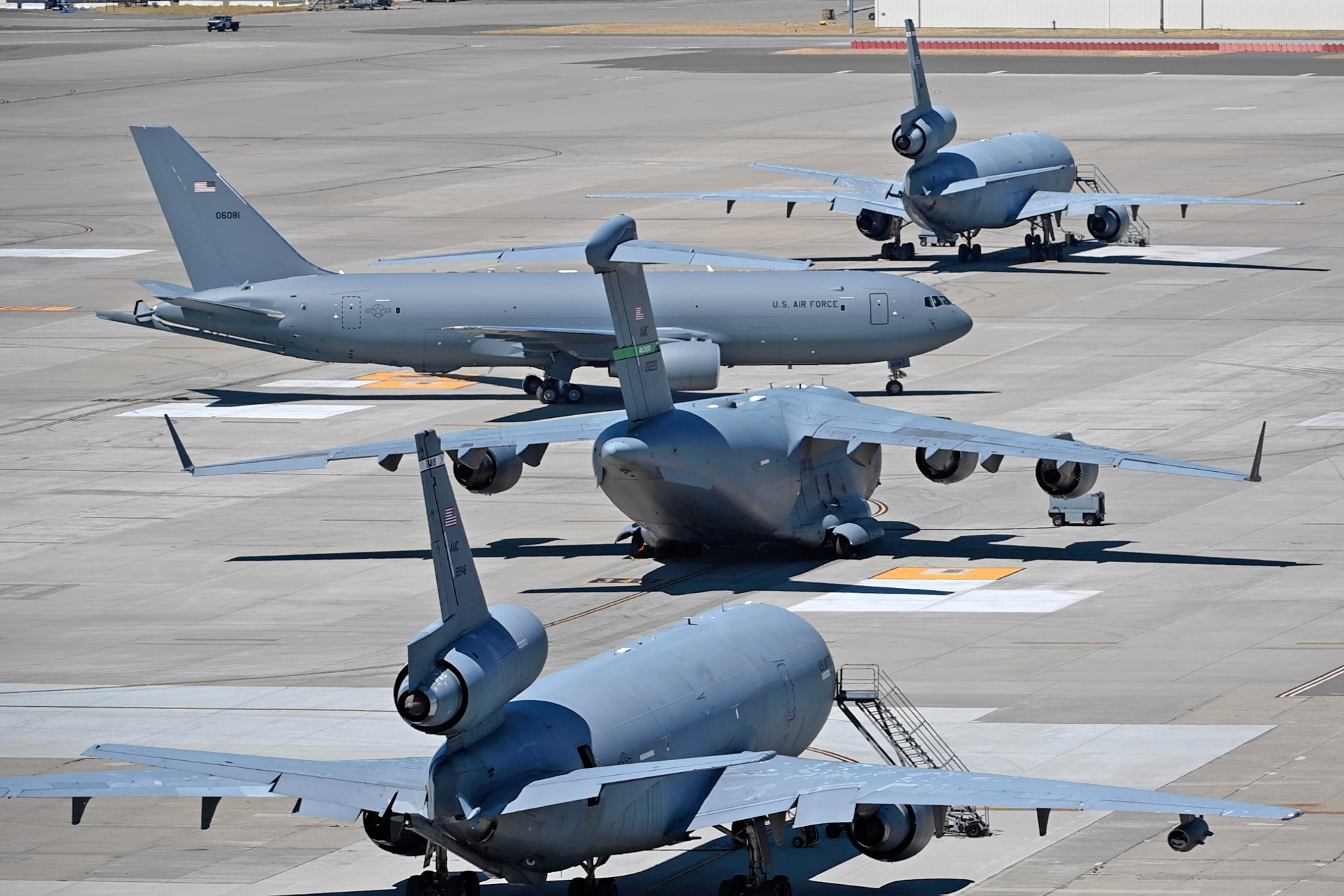 Boeing retoma entregas dos KC-46A Pegasus e USAF recebe 70ª unidade ...