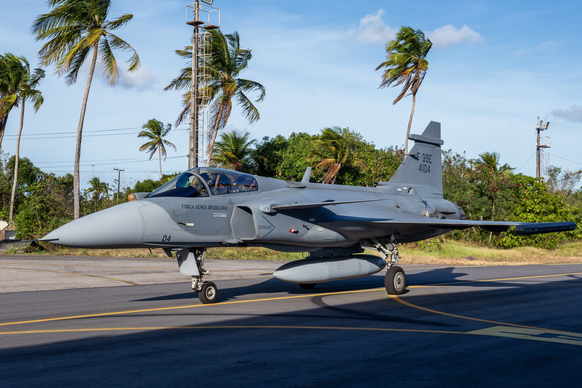 Saab inicia seleção de fotos para o calendário Gripen 2026